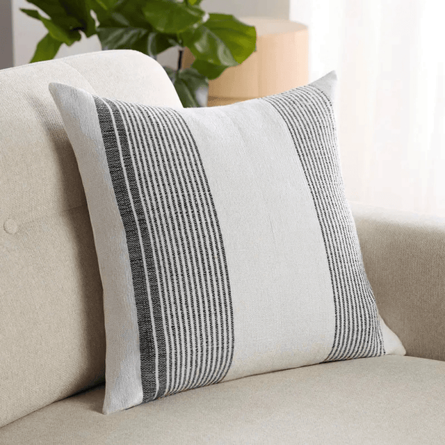 Acapulco Parque Indoor/Outdoor Pillow – Meadow Blu