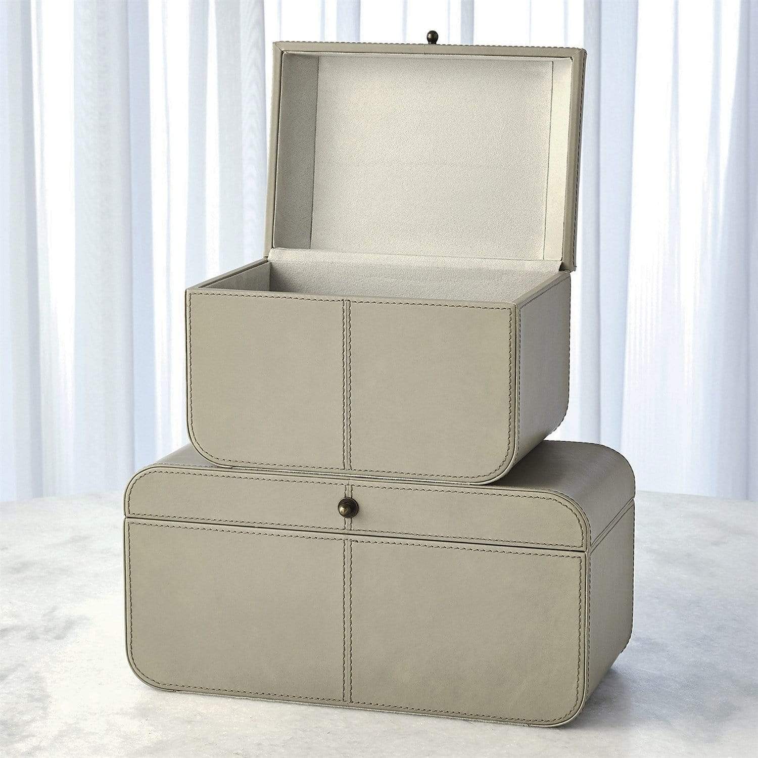 Global Views Curved Corner Box – Meadow Blu